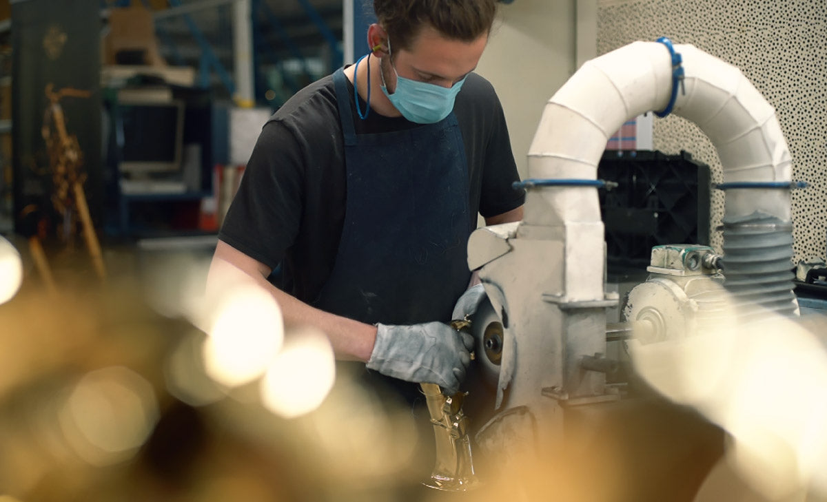 [Know-how] Saxophone polishing – Henri SELMER Paris